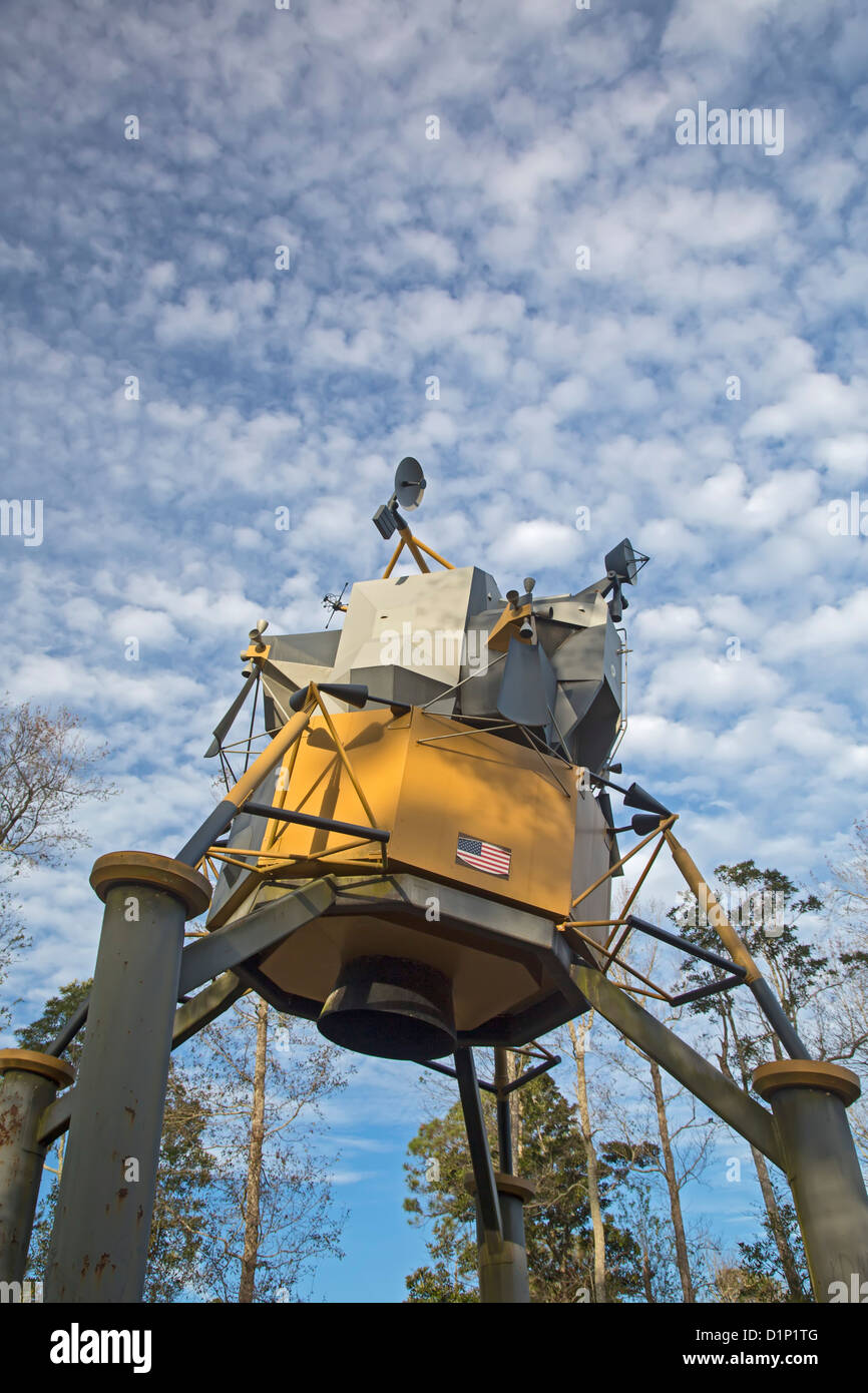 Nasa vertical hi-res stock photography and images - Alamy