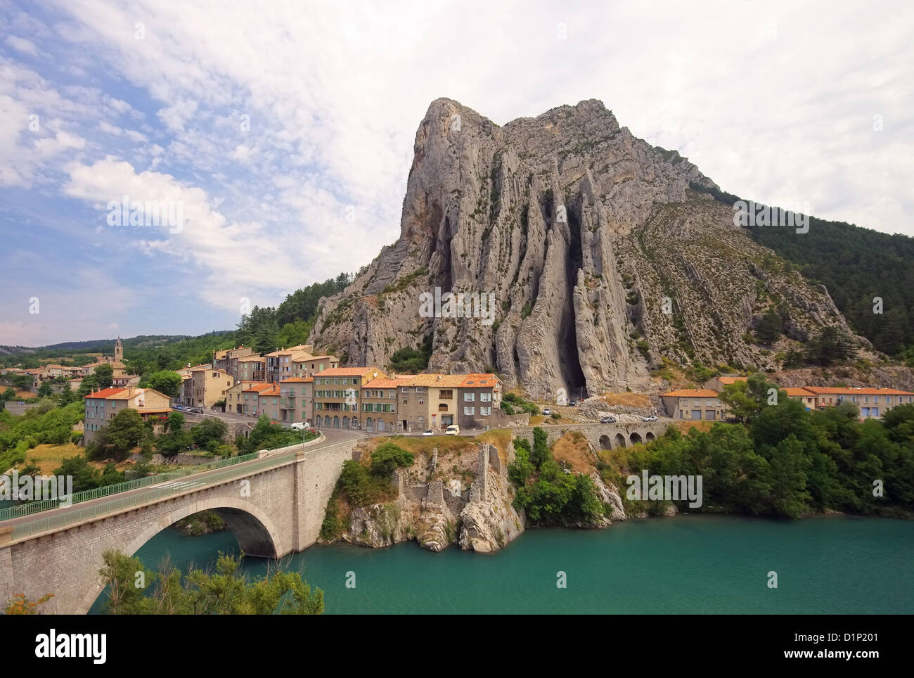 Sisteron hi-res stock photography and images - Alamy