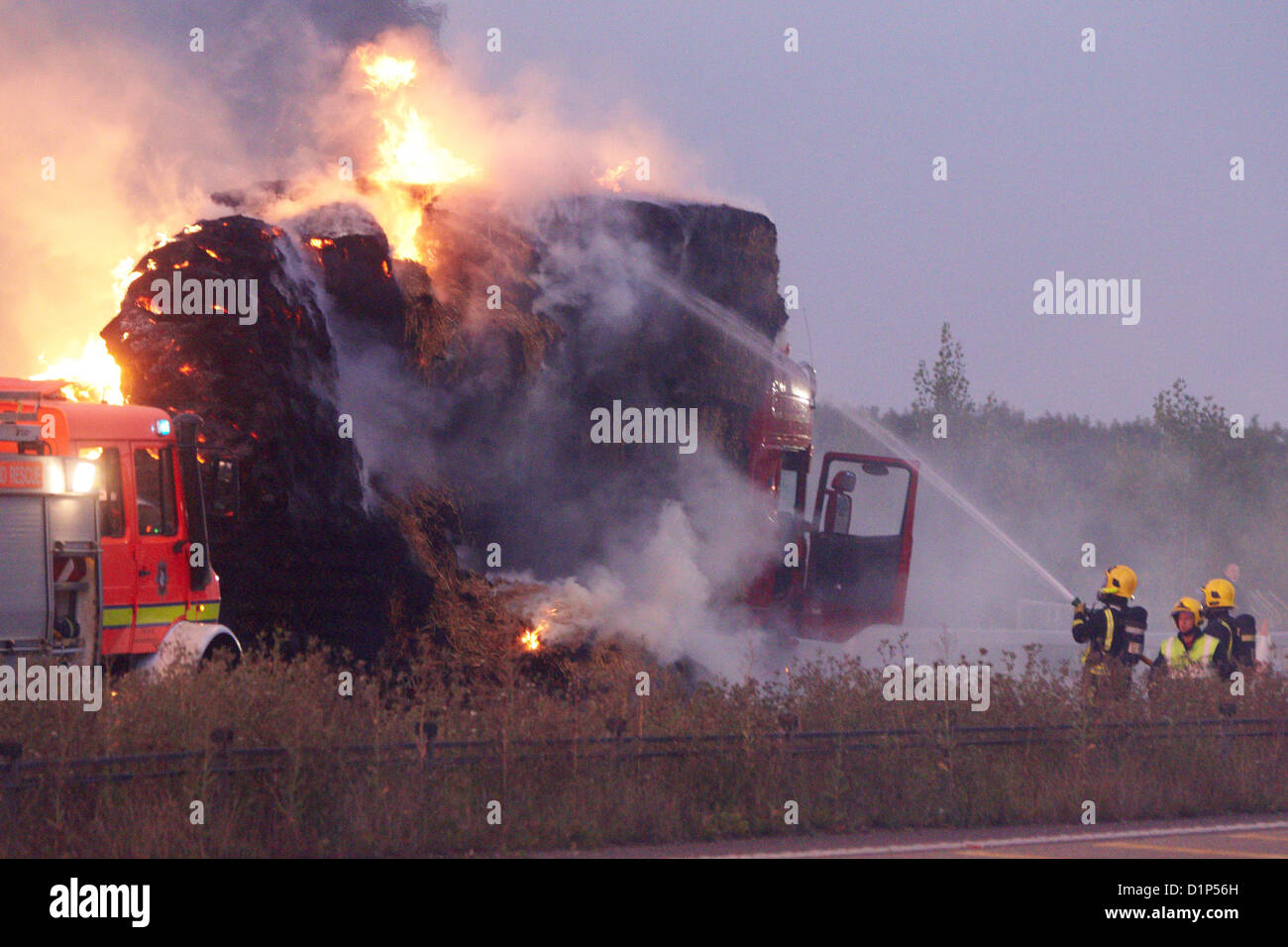Lorry smoke hi-res stock photography and images - Alamy