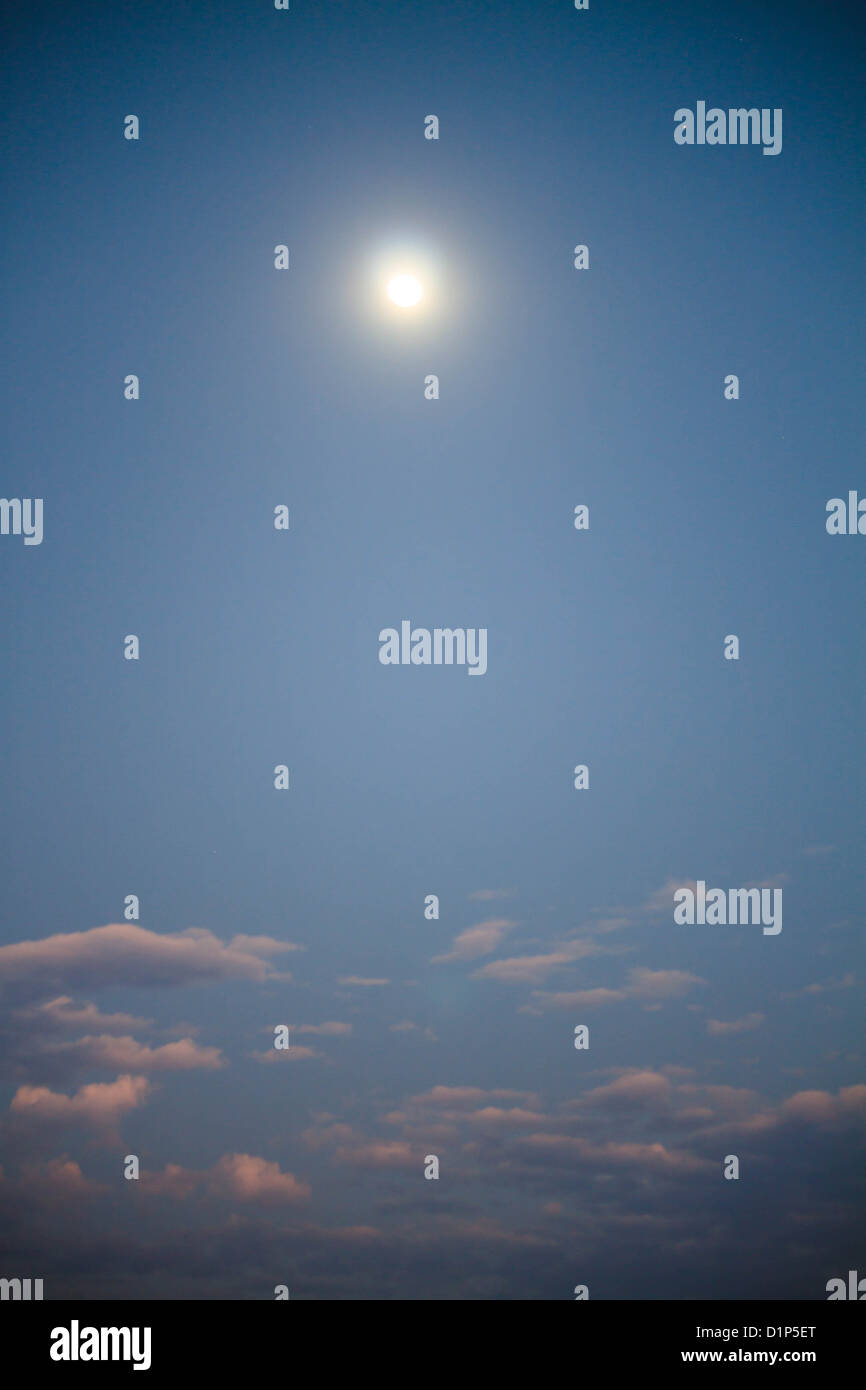 Dark clouds surrounding blue sky hi-res stock photography and images ...