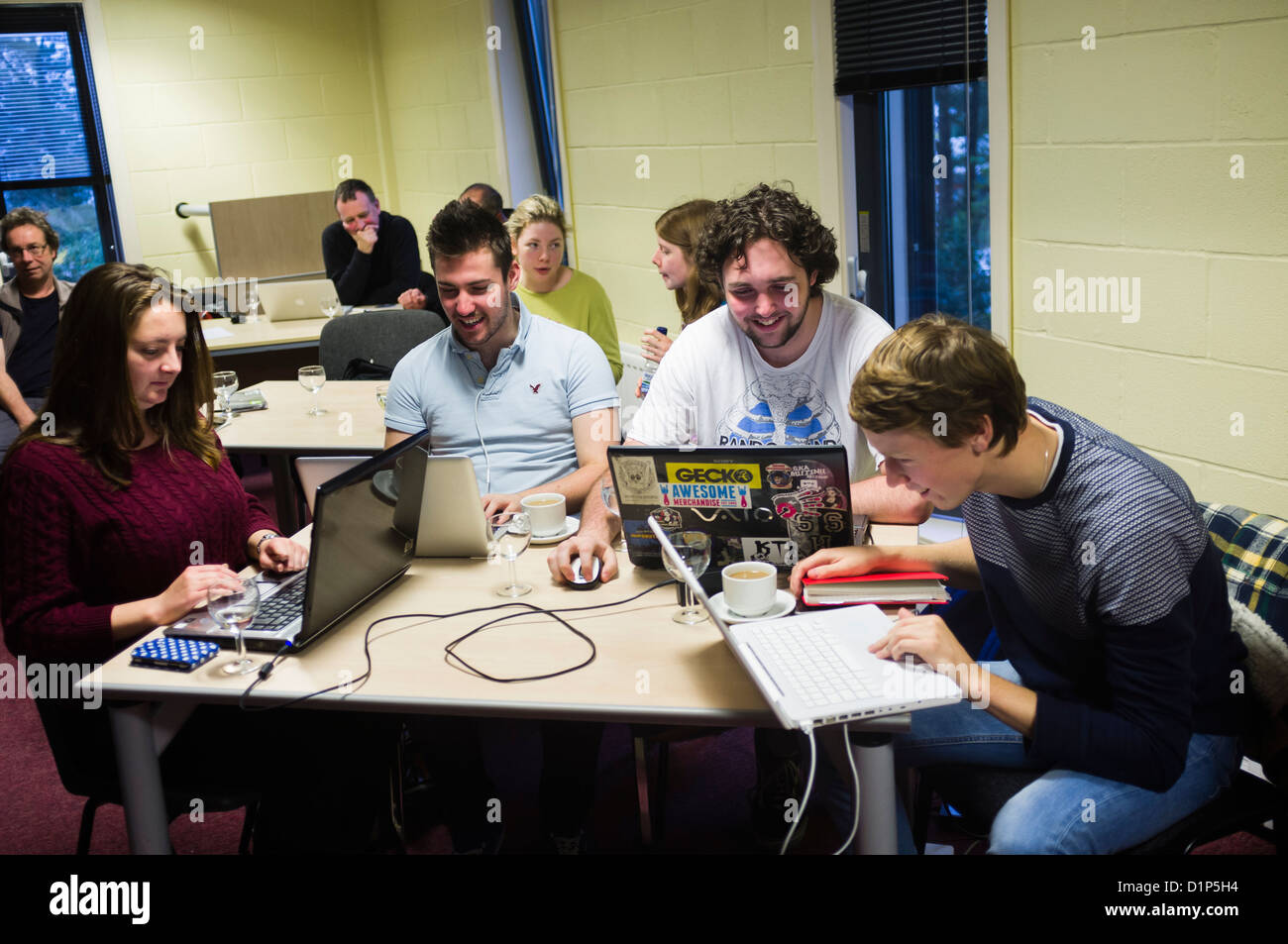 Using twitter classroom hi-res stock photography and images - Alamy