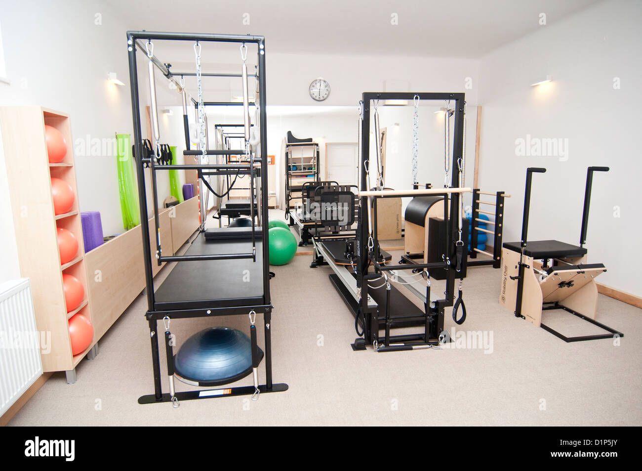 Pilates ladder hi-res stock photography and images - Alamy