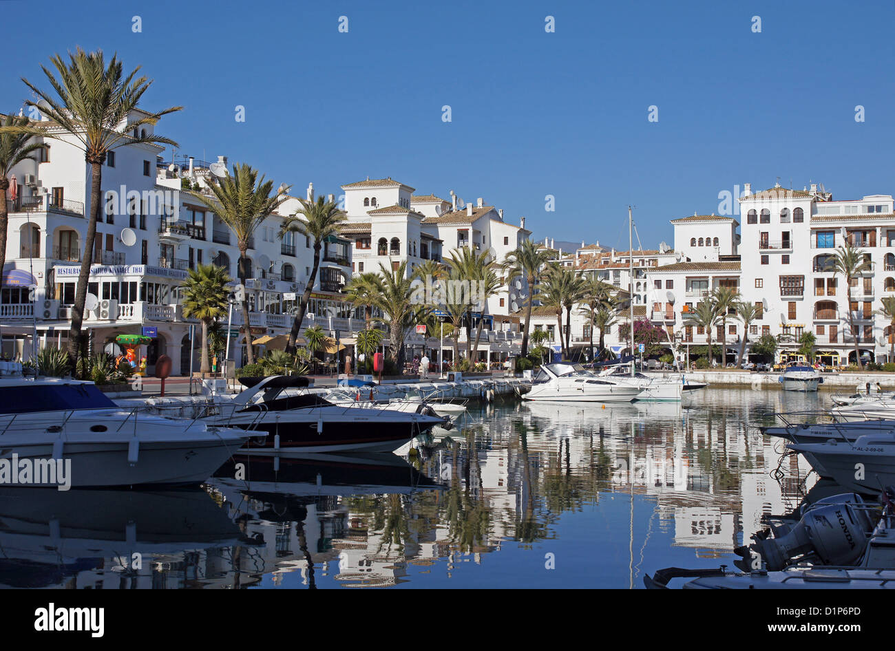 Port duquesa costa del sol hi-res stock photography and images - Alamy