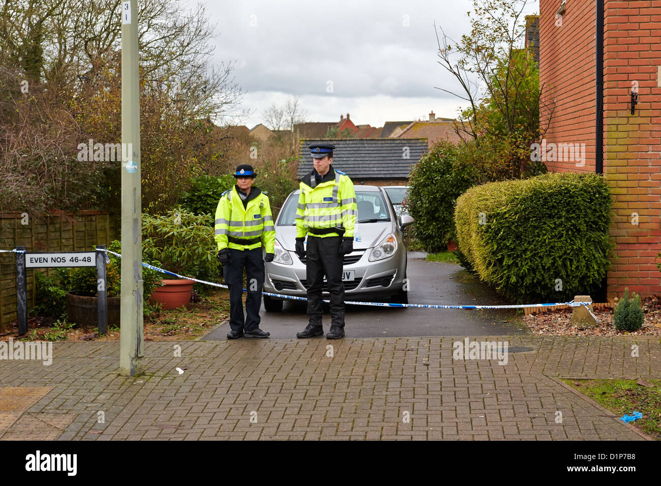 Police officers guard crime scene hi-res stock photography and images ...