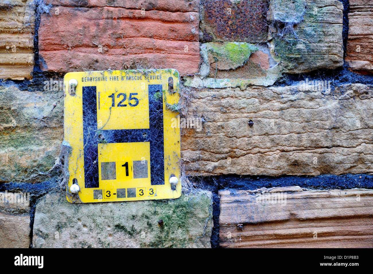 Water hydrant sign hi-res stock photography and images - Alamy