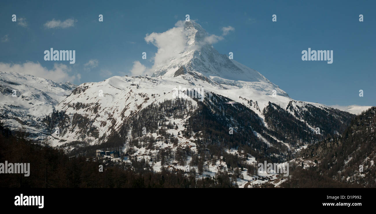 Snow covered mountains in winter, Mt Matterhorn, Zermatt, Valais Canton ...