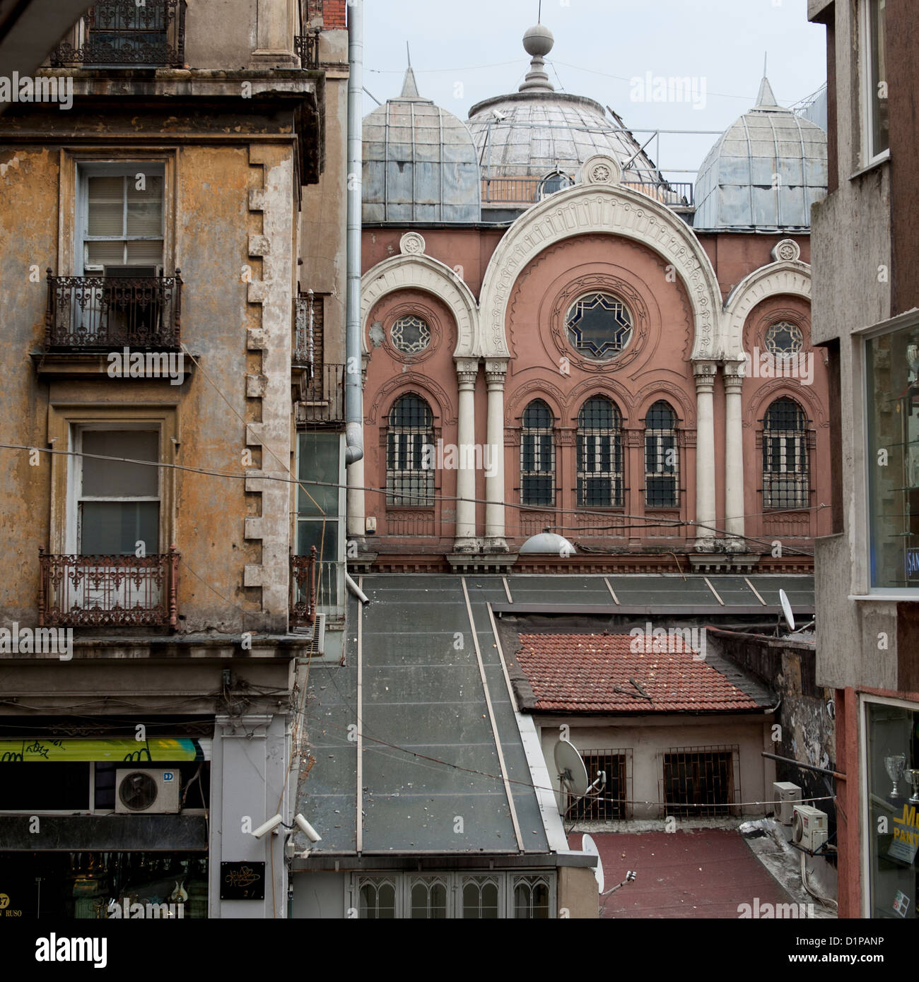 Neve Shalom Synagogue, Beyoglu District, Istanbul, Turkey Stock Photo ...