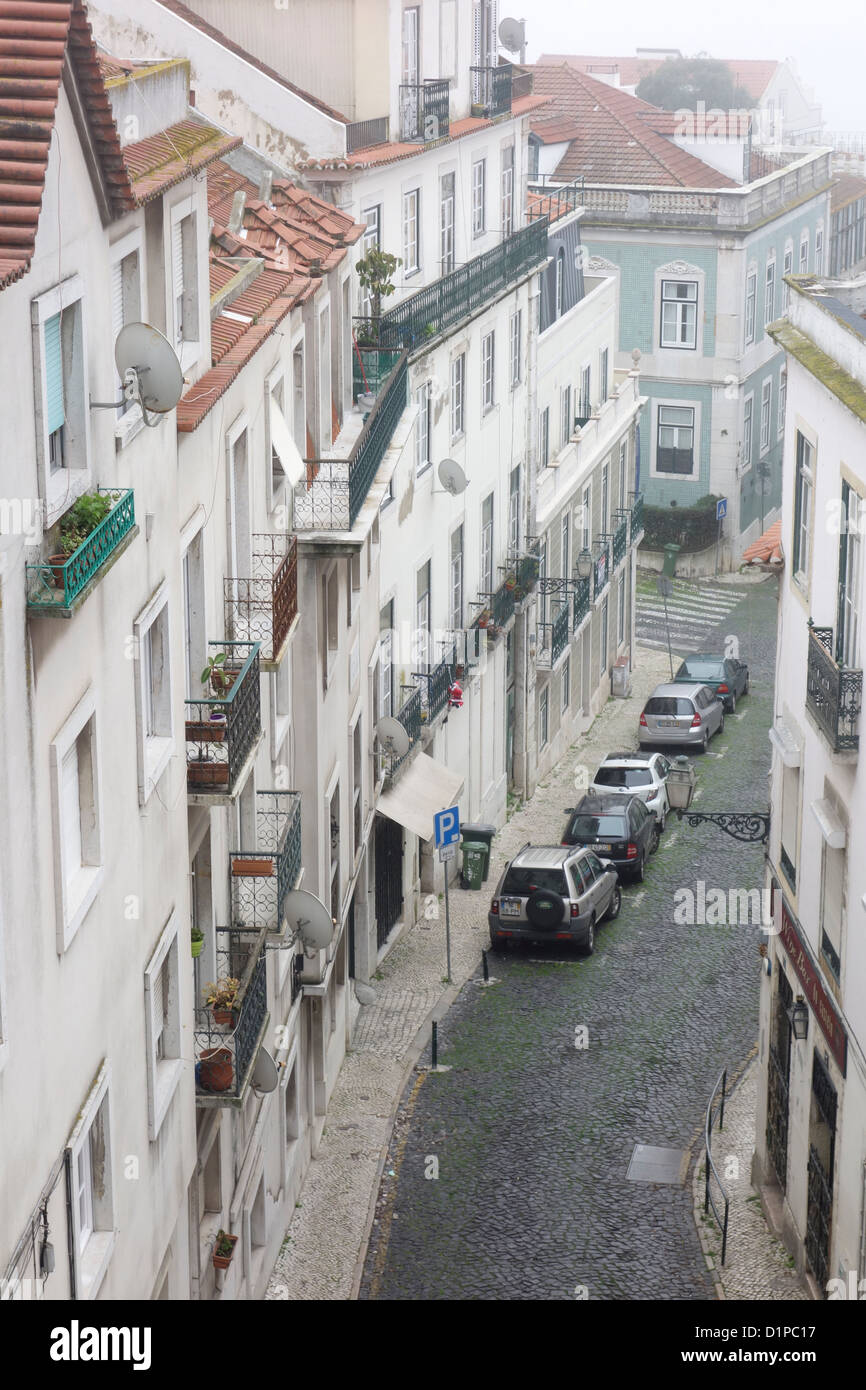 lisbon portugal sao jorge street fog Stock Photo - Alamy