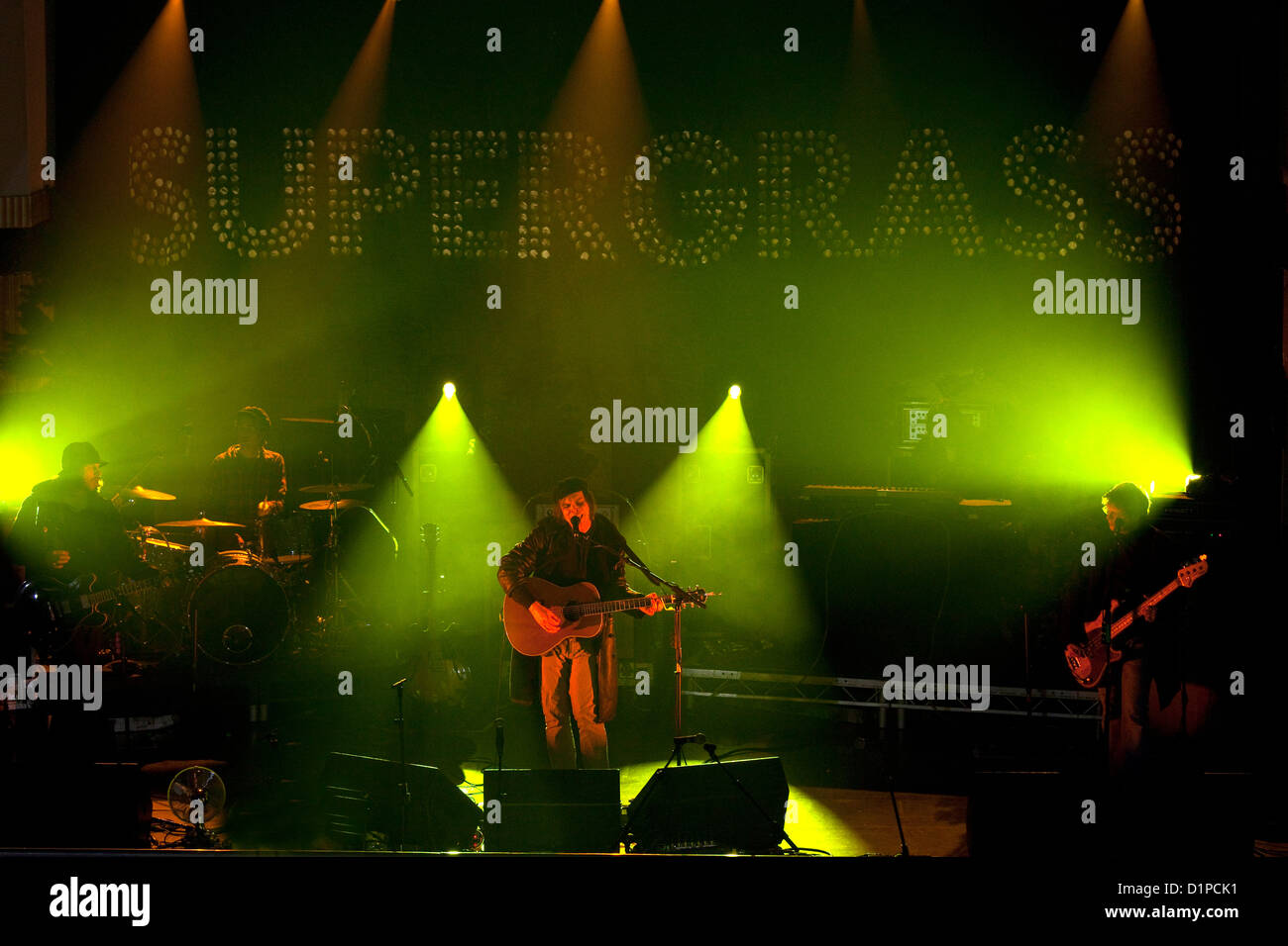 Gaz Coomes and Supergrass Rock band in Concert at The regal in Oxford ...