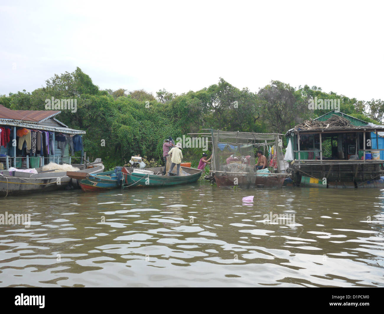 Asian floating houses Stock Photo - Alamy