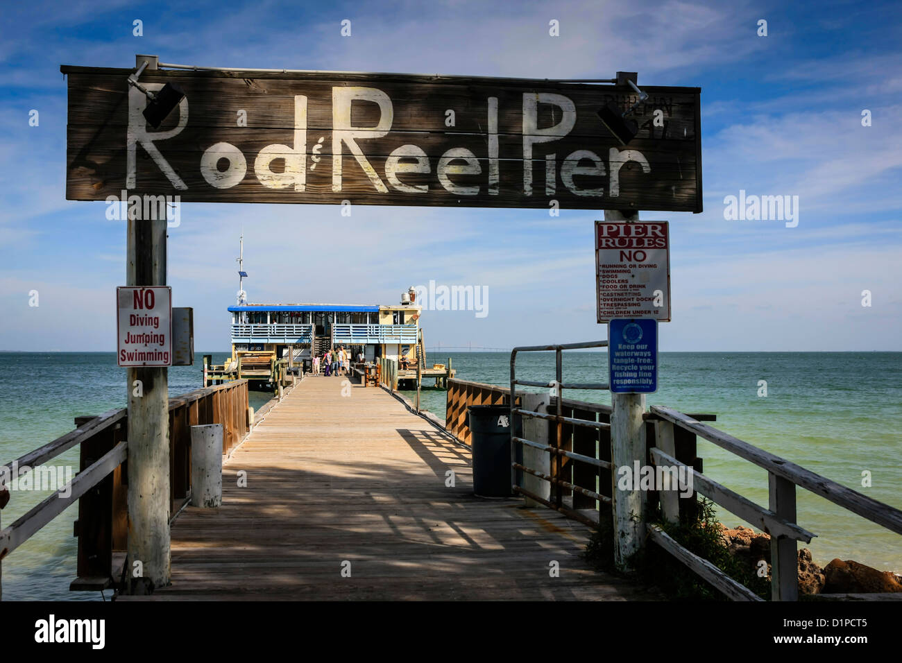 Rod & Reel Pier on Anna Maria Island Florida Stock Photo - Alamy
