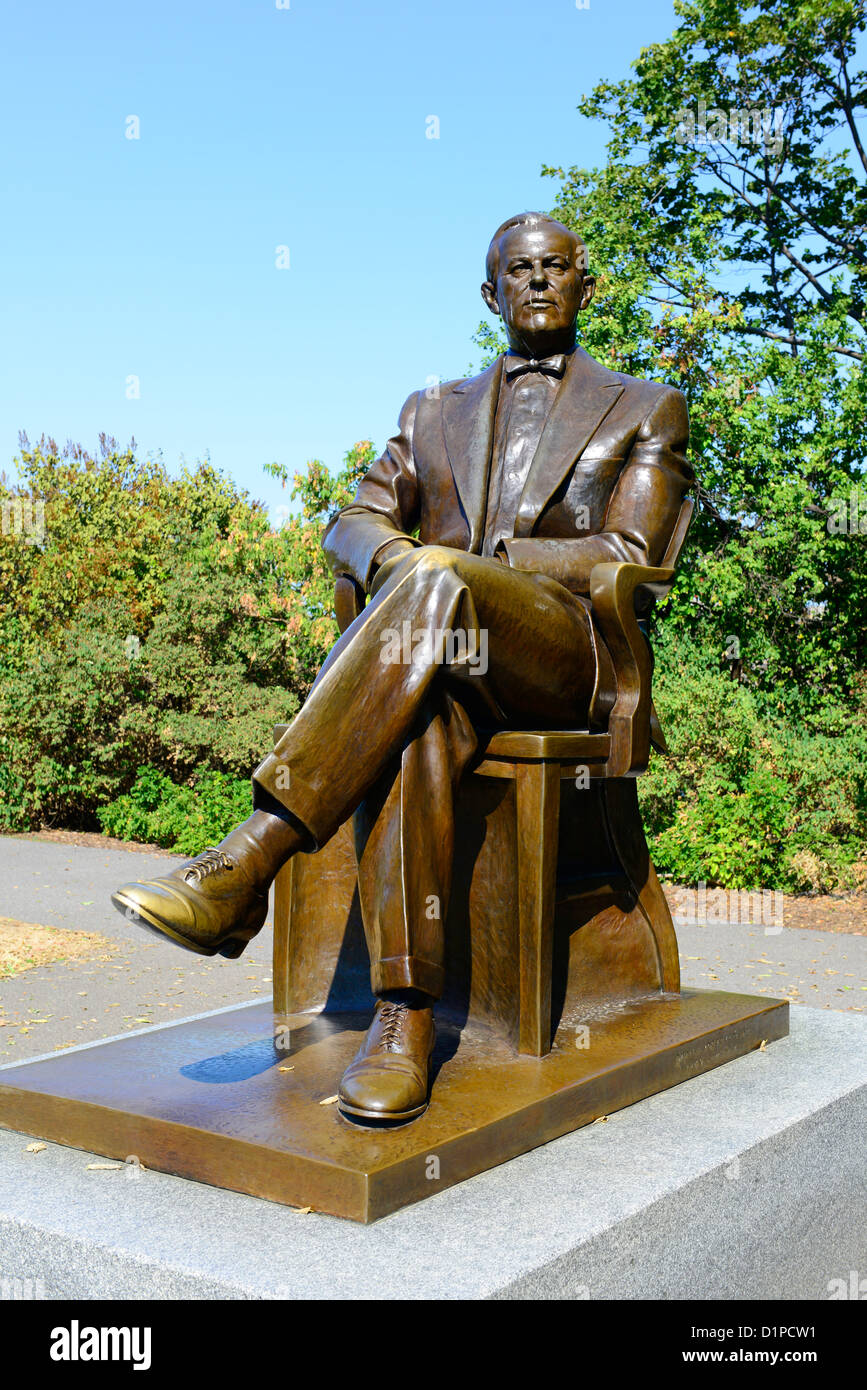 Lester pearson hi-res stock photography and images - Alamy