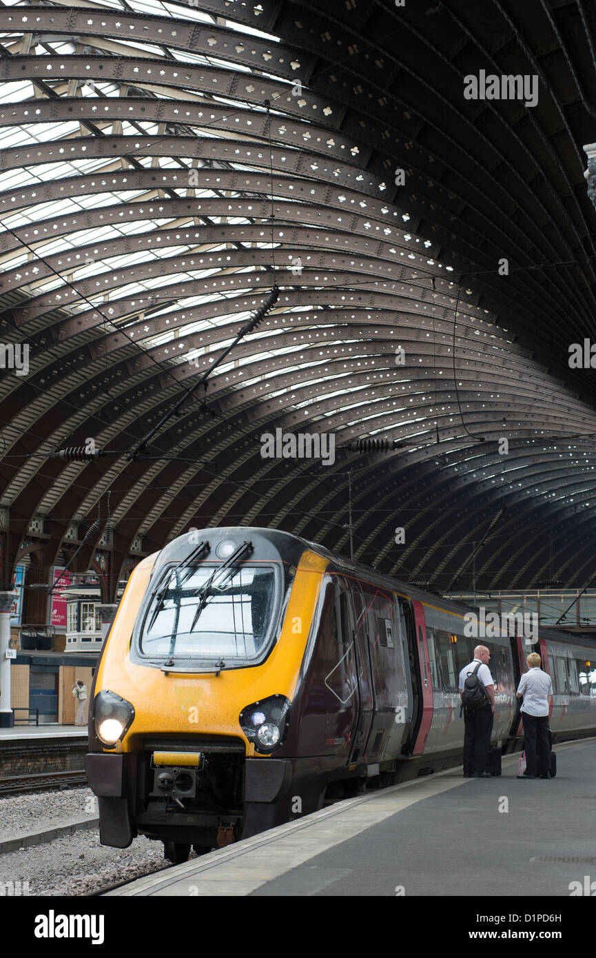 Class 220 Voyager passenger train in CrossCountry livery waiting at a ...