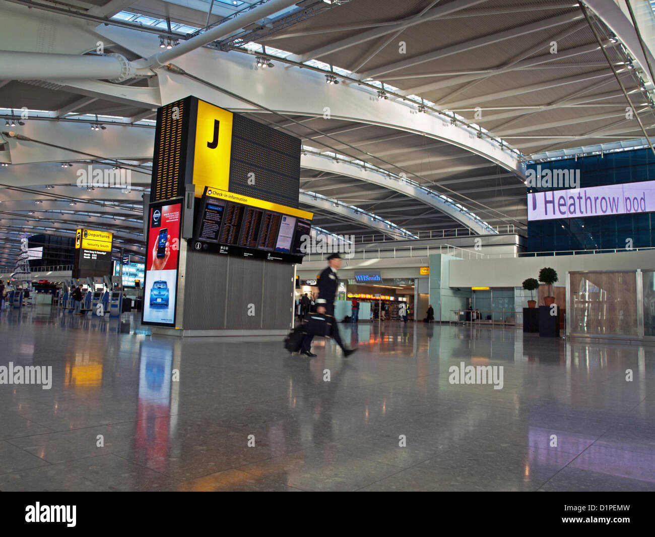 Heathrow boarding pass check hi-res stock photography and images - Alamy