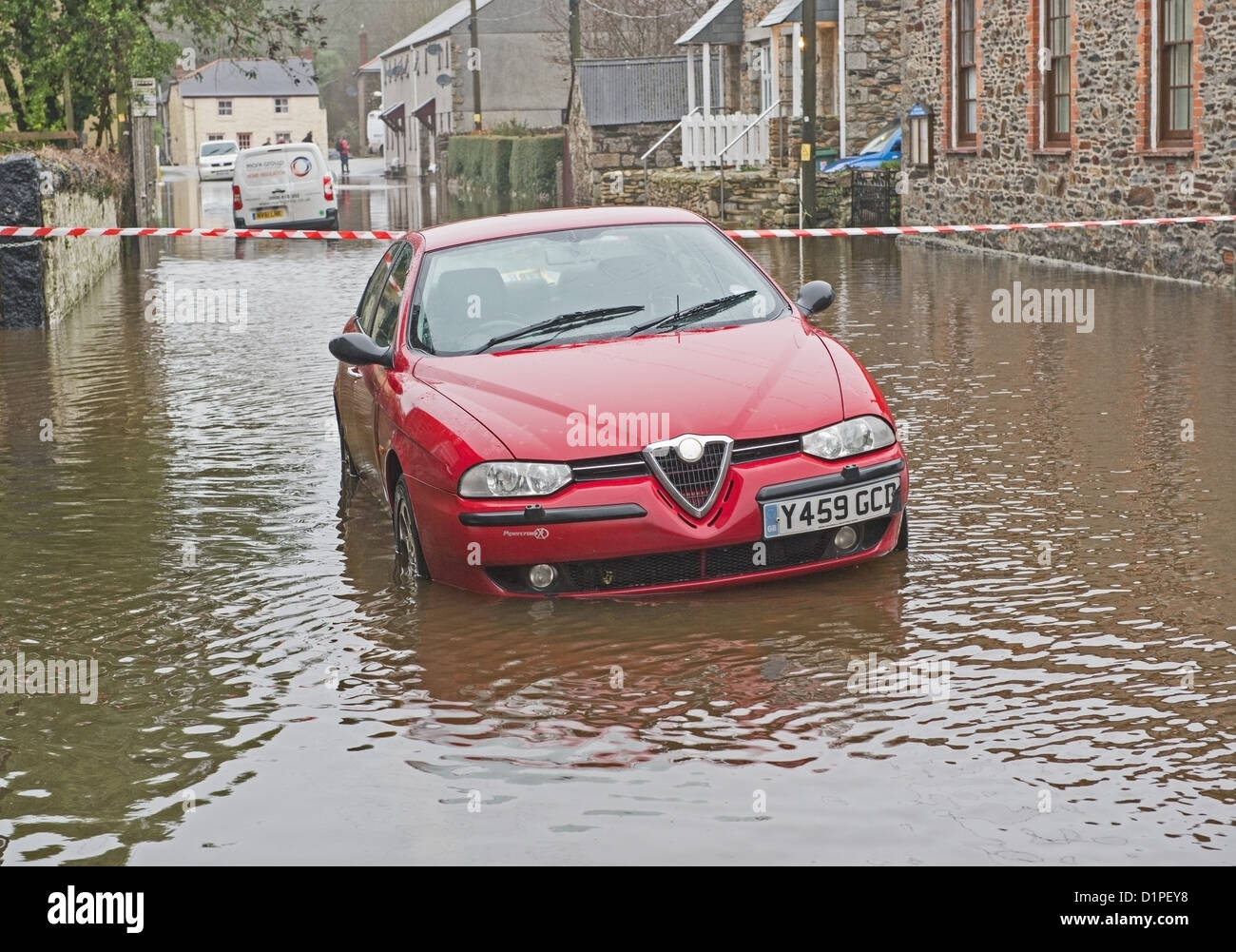 Car stuck in flood water hi-res stock photography and images - Alamy