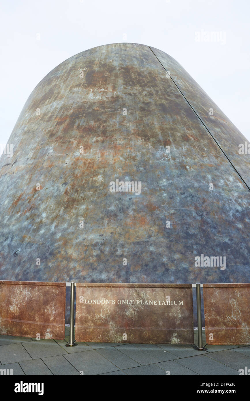 London planetarium hi-res stock photography and images - Alamy