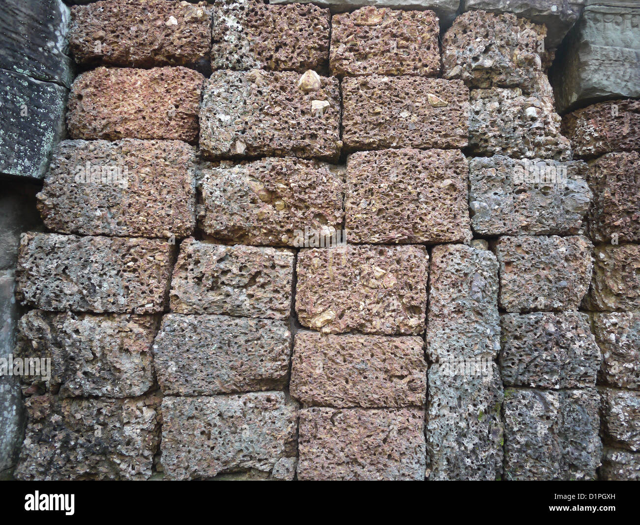 Laterite bricks hi-res stock photography and images - Alamy