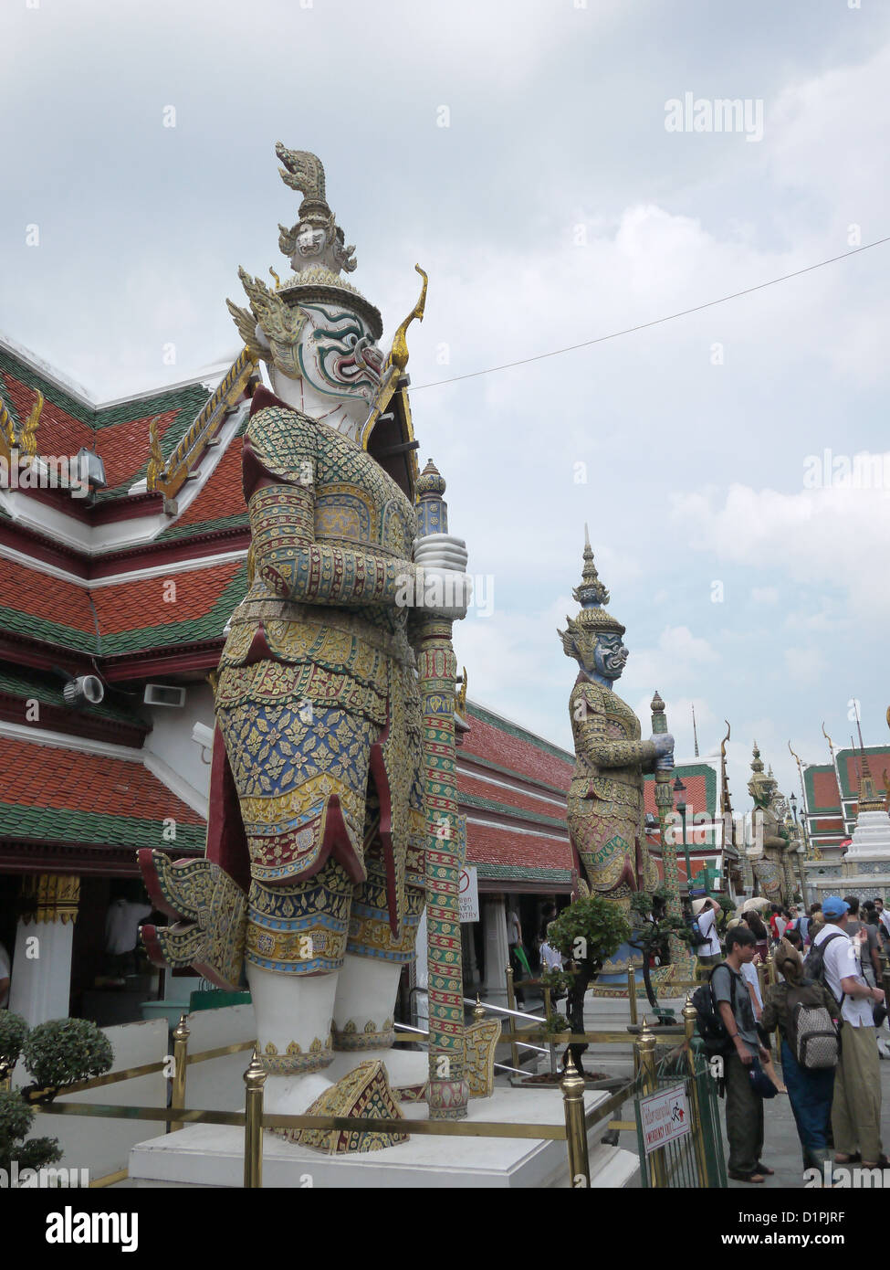grand palace guard statue Stock Photo - Alamy