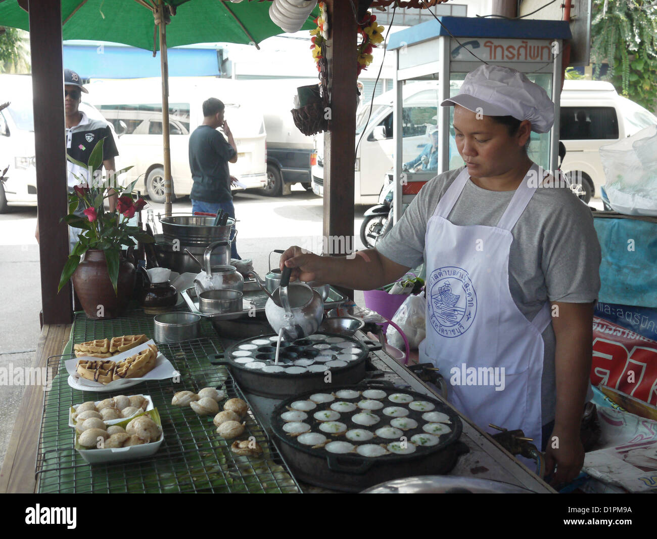 Asia street snack stall Stock Photo - Alamy
