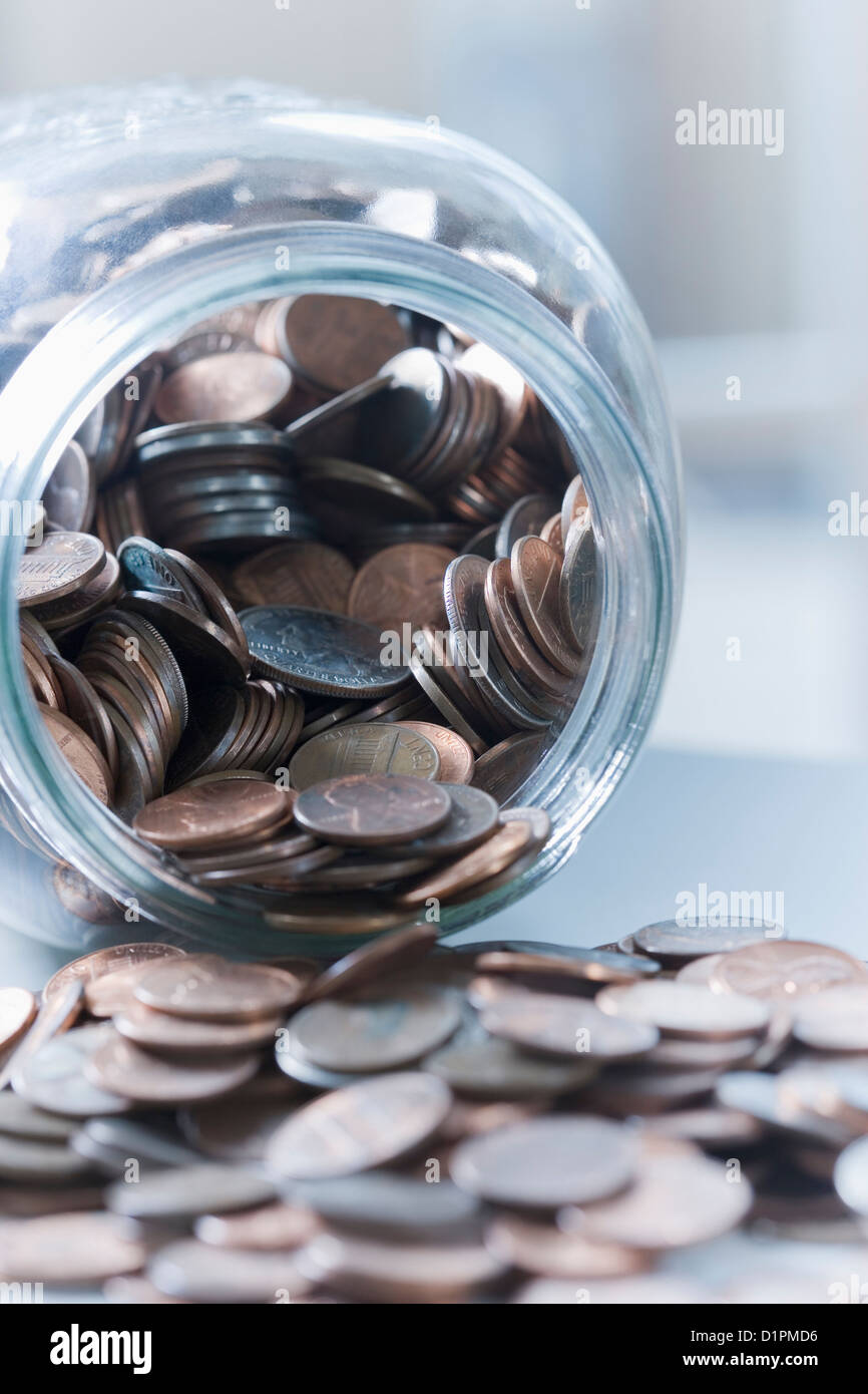 Jar full of pennies Stock Photo - Alamy