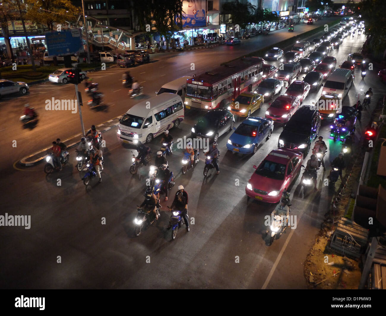 Bangkok traffic night congestion Stock Photo - Alamy