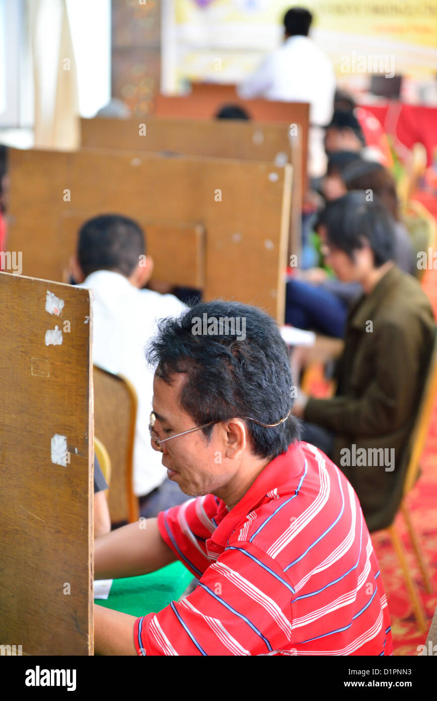 Contract bridge tournament hi-res stock photography and images - Alamy