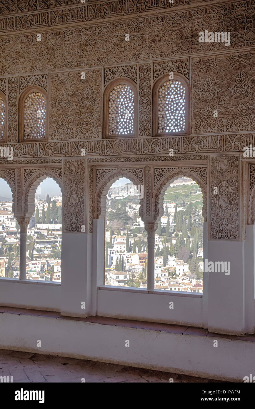 A moorish window in the Alhambra Palace Stock Photo - Alamy