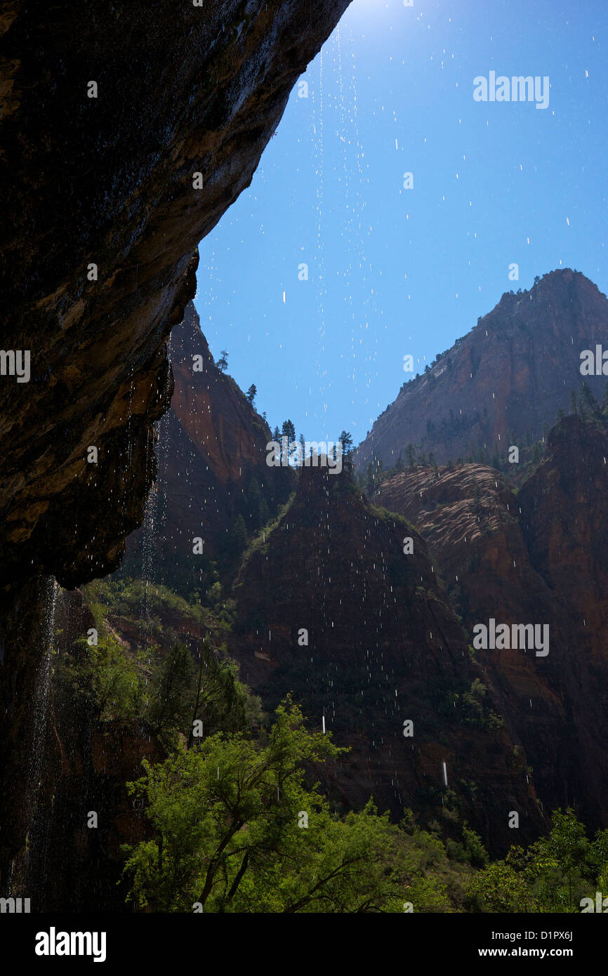The weeping rock hi-res stock photography and images - Alamy