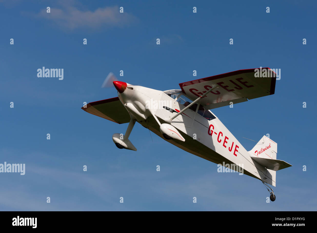 Wittman w10 tailwind g ceje in hi-res stock photography and images - Alamy