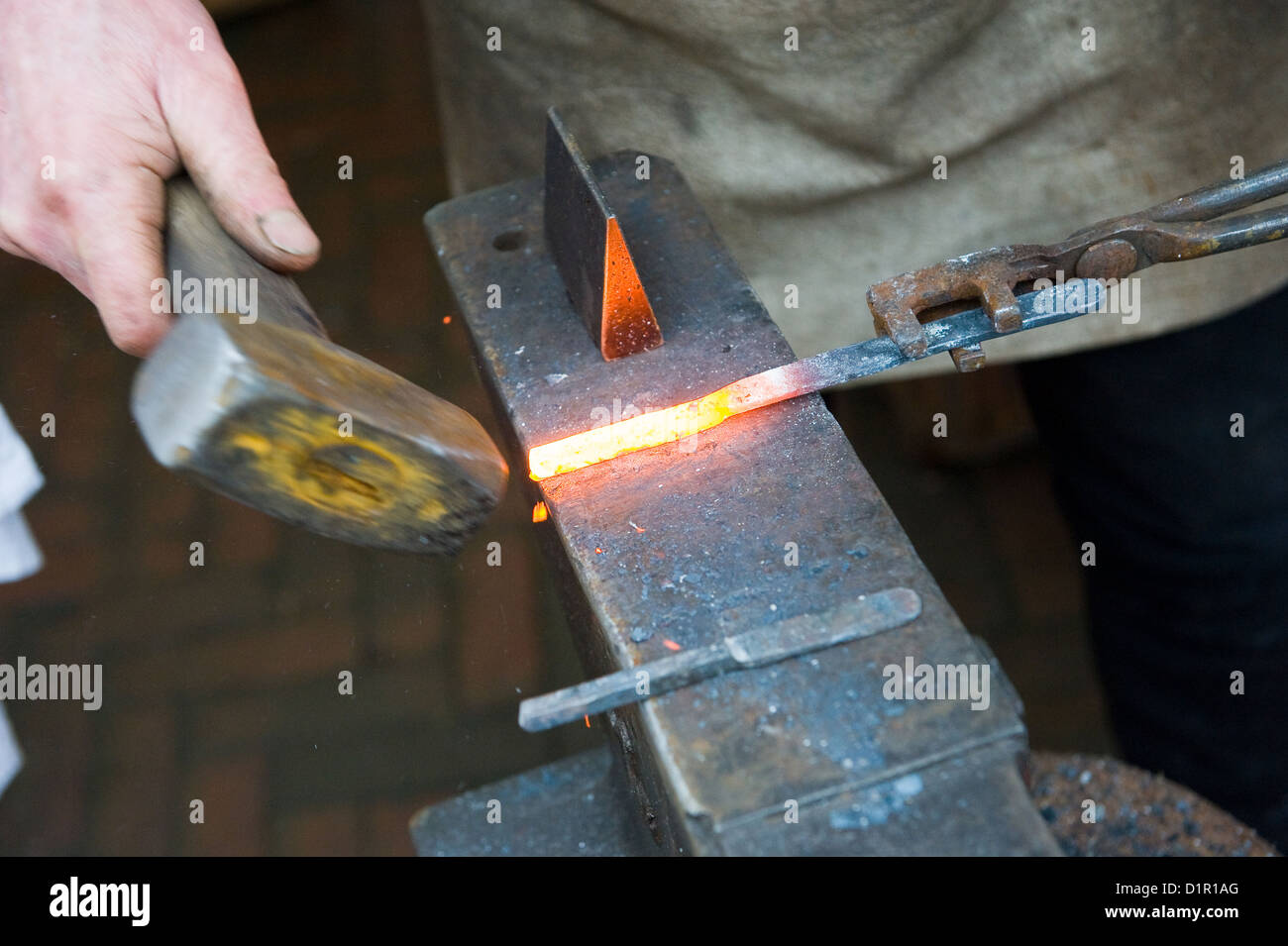 Hammer and iron hi-res stock photography and images - Alamy