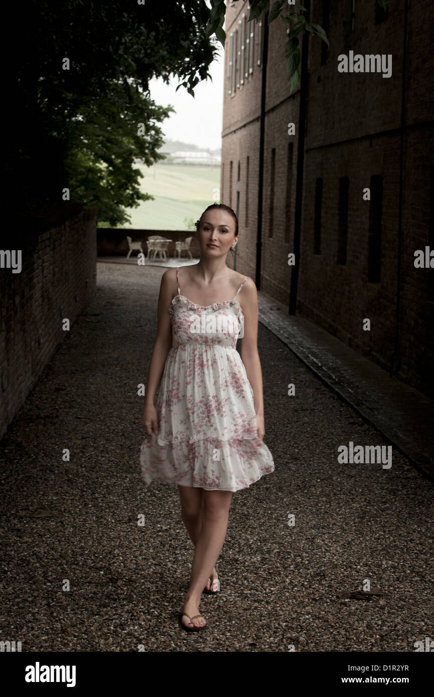 woman portrait outdoor Stock Photo - Alamy