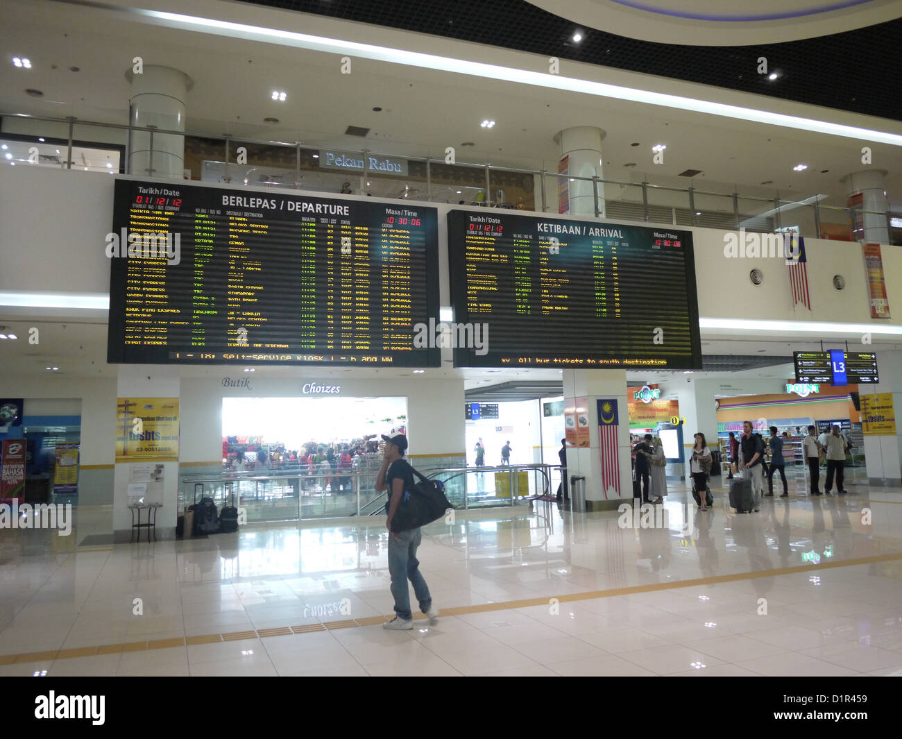 Overhead bus hi-res stock photography and images - Alamy