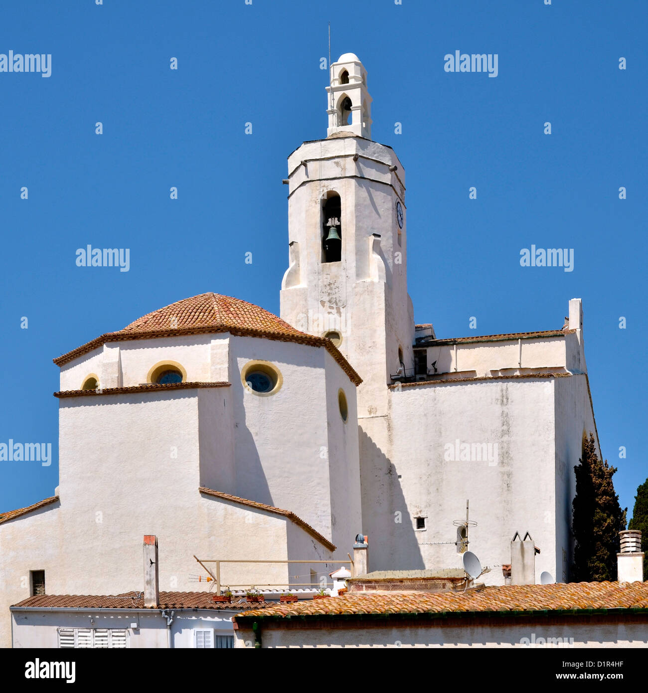 Cadaques church hi-res stock photography and images - Alamy