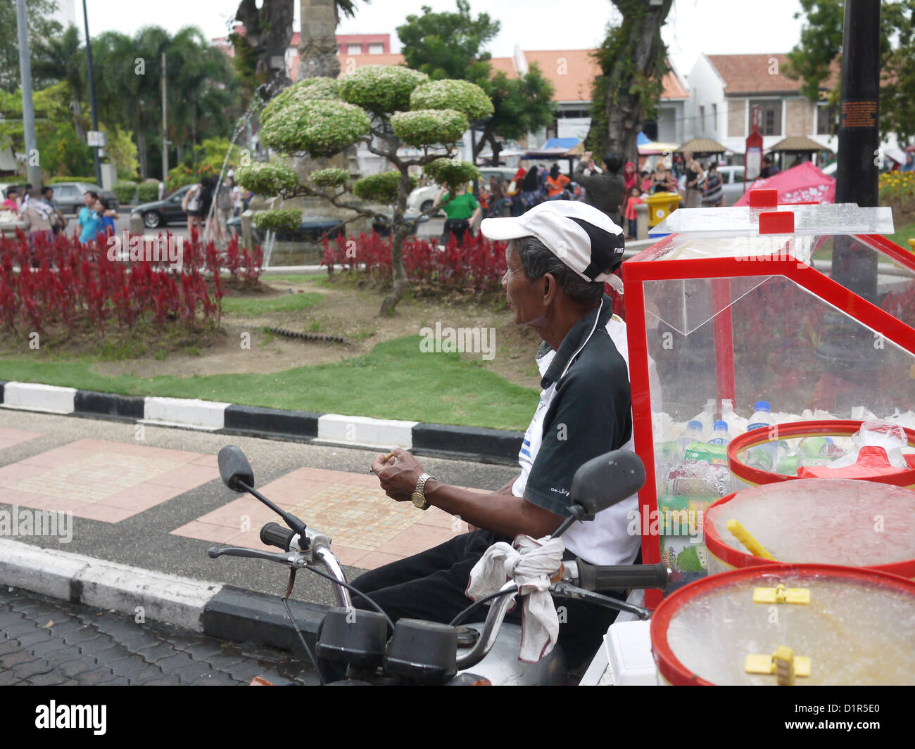 Dutch square hi-res stock photography and images - Alamy