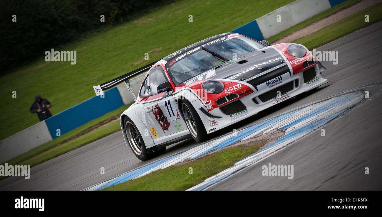 Danielle Perfetti/Michael Caine - Motorbase - Porsche 997 GT3 R ...