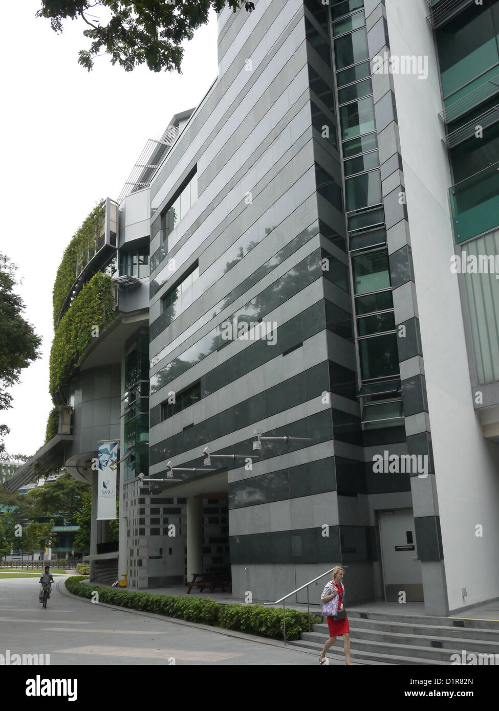 Singapore Management University School of Accountancy SMU Stock Photo ...