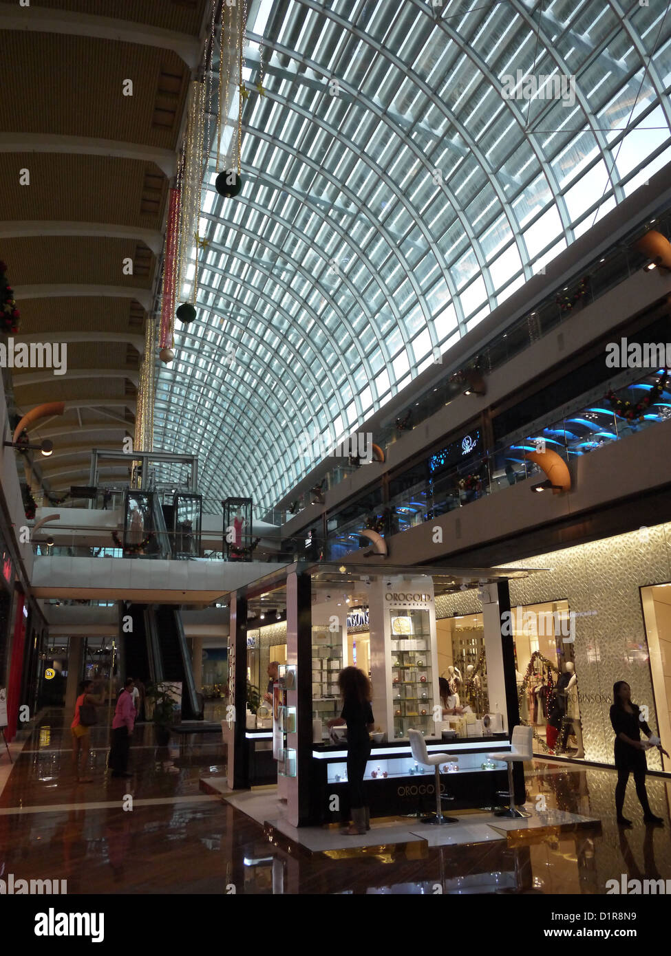glass ceiling natural light shopping mall Stock Photo - Alamy