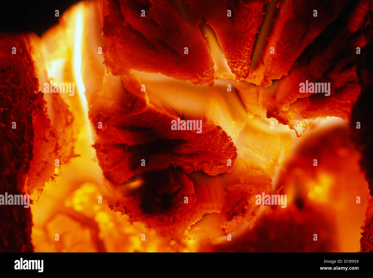 Embers glow hi-res stock photography and images - Alamy