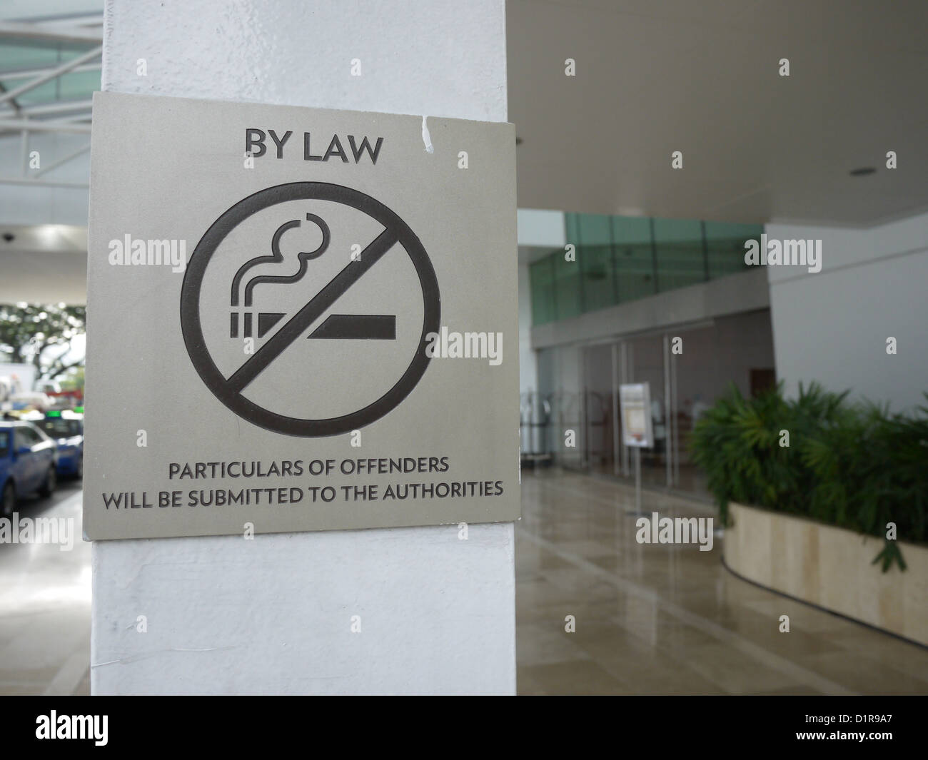 no smoking sign Singapore Stock Photo - Alamy