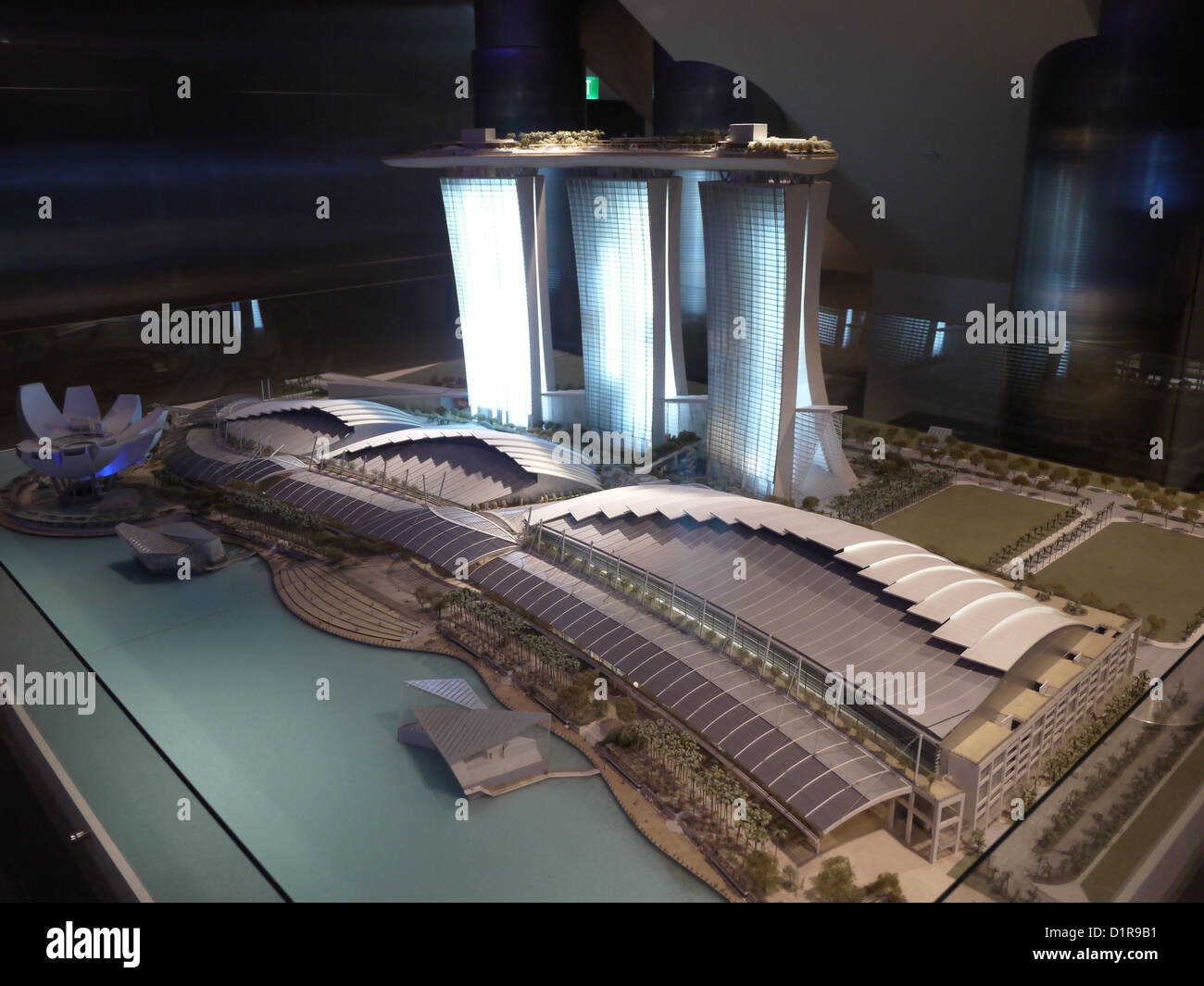 scale model marina bay hotel shopping mall Stock Photo - Alamy