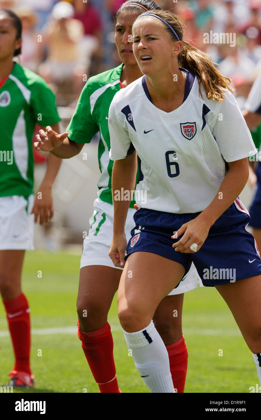 Brandi chastain hi-res stock photography and images - Alamy