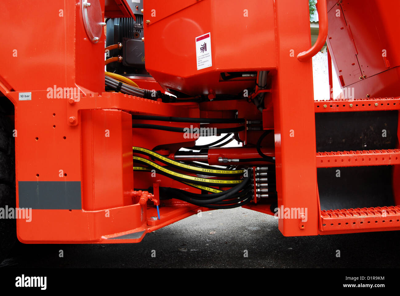 New heavy duty machine connection bolt Stock Photo - Alamy