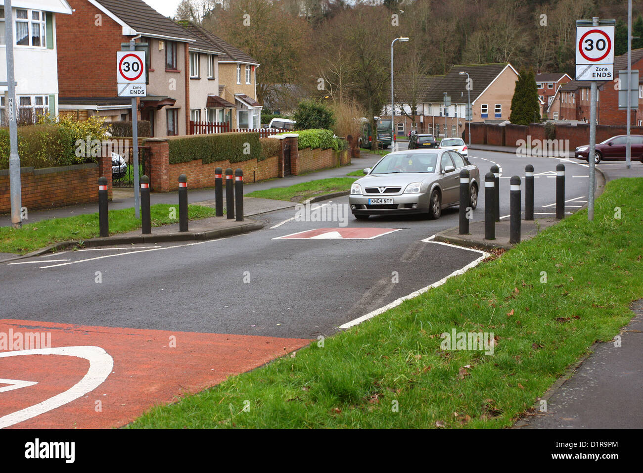 Speed humps hi-res stock photography and images - Alamy
