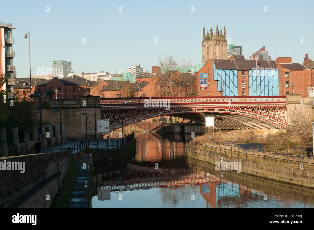 Leeds bridge over river aire hi-res stock photography and images - Alamy
