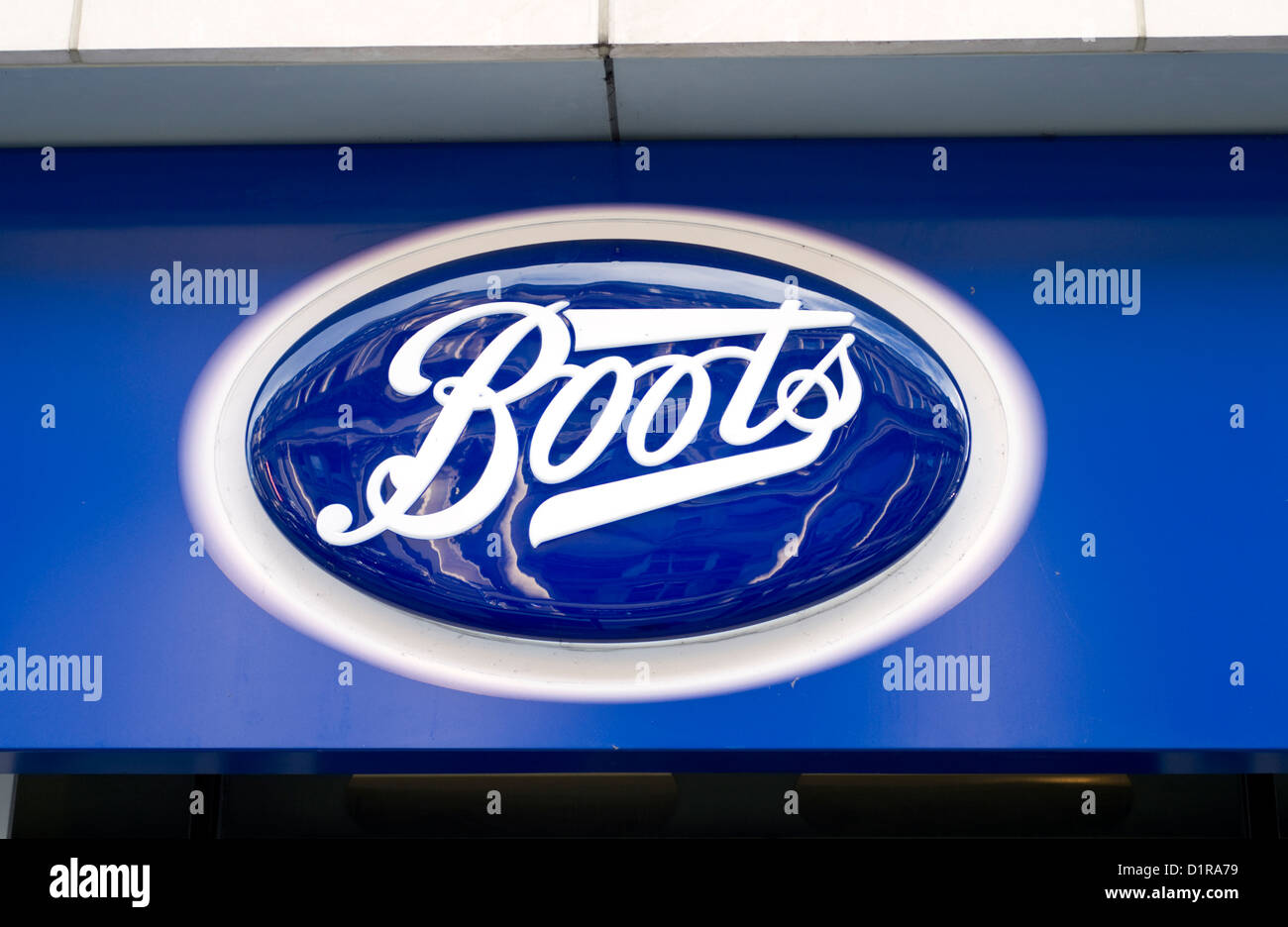 Sign outside a branch of Boots Stock Photo - Alamy