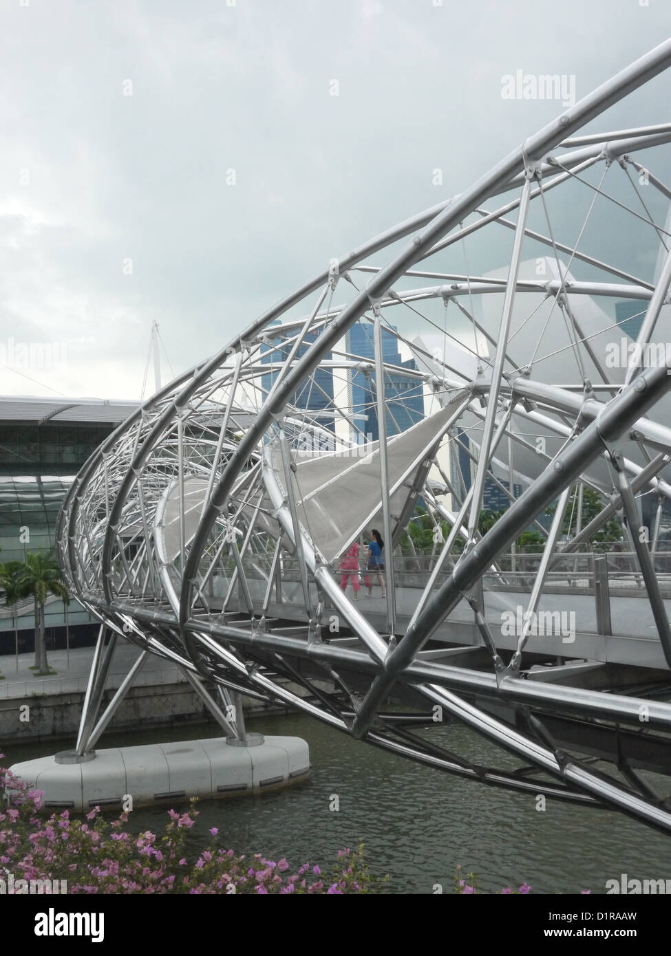 modern structure steel bridge Stock Photo - Alamy