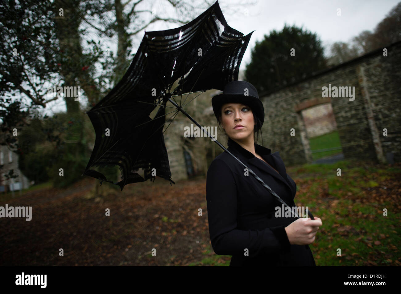 Snob woman hi-res stock photography and images - Alamy