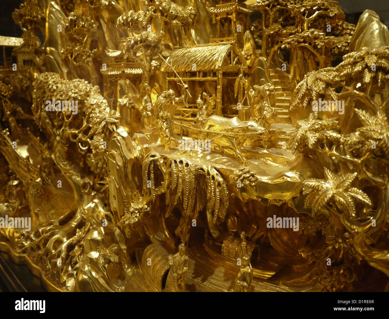 gold sculpture detail inside grand lisboa macau Stock Photo - Alamy