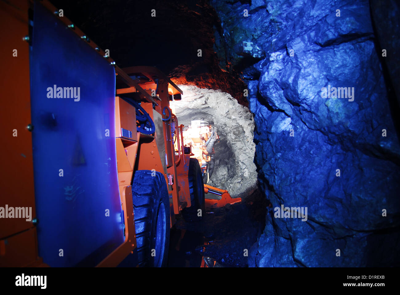 Drilling a mine shaft hi-res stock photography and images - Alamy