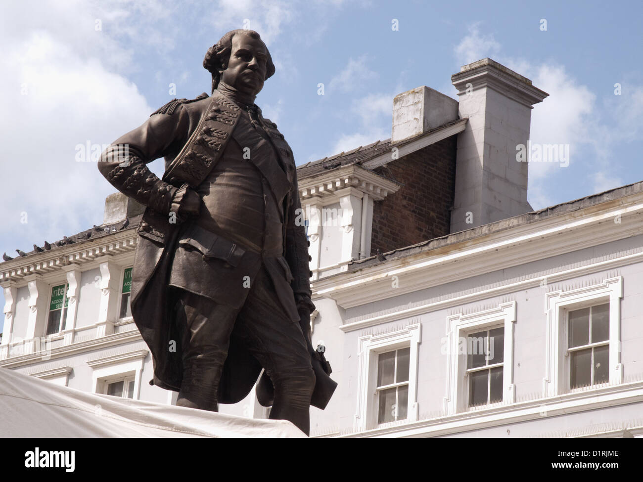 Statue of Robert, Baron Clive, 'Clive of India' in The Square ...
